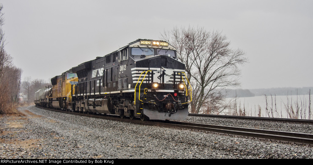 Fourth train - NS 3612 heads eastbound manifest